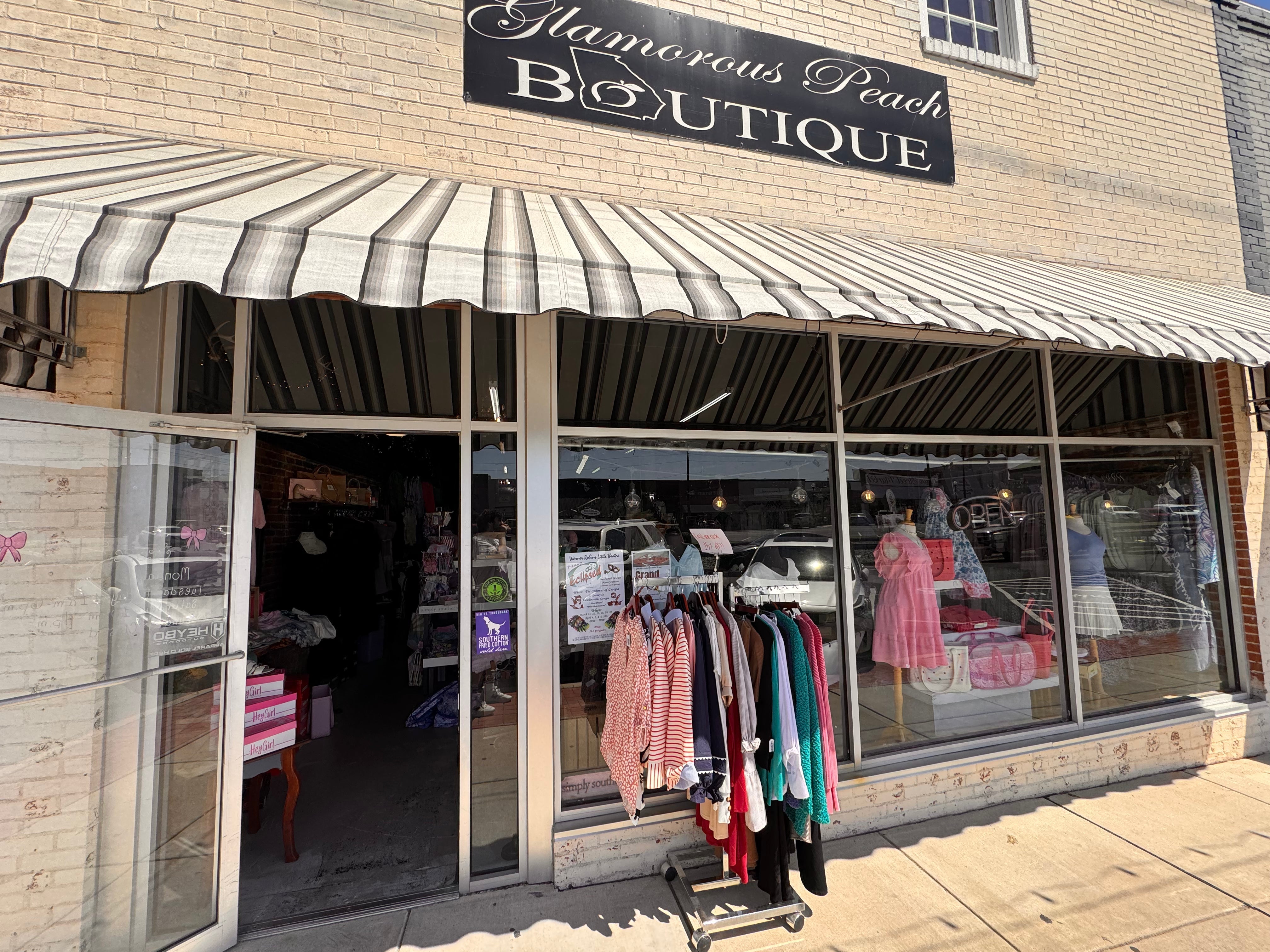 Welcome to Glamorous Peach Boutique! Welcome to Glamorous Peach Boutiq ...